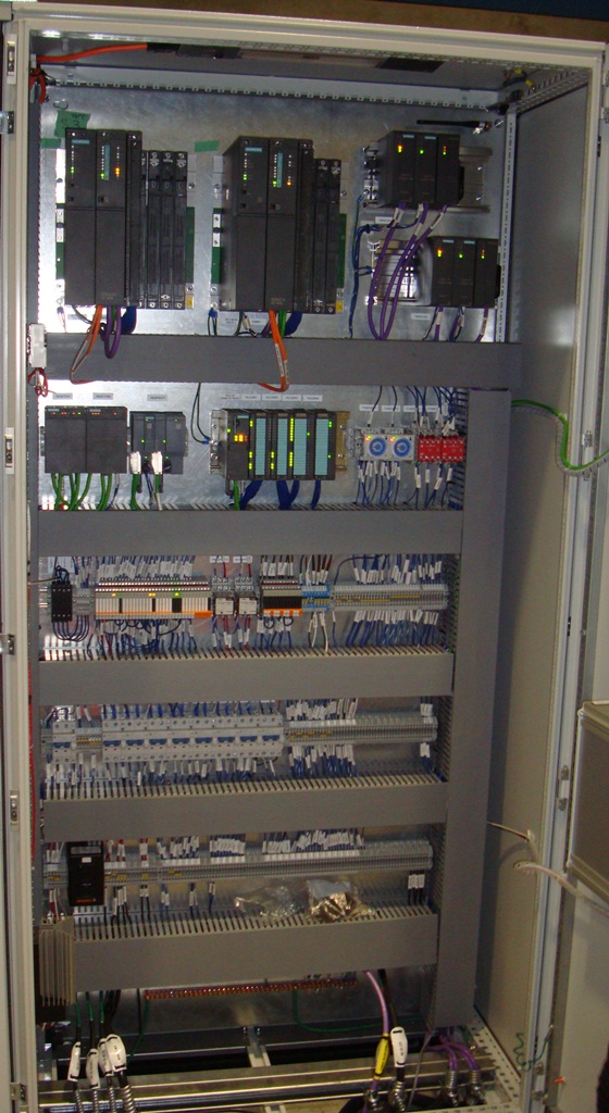 Mine Hoist Control System with Safety Controller and Brake Regulator